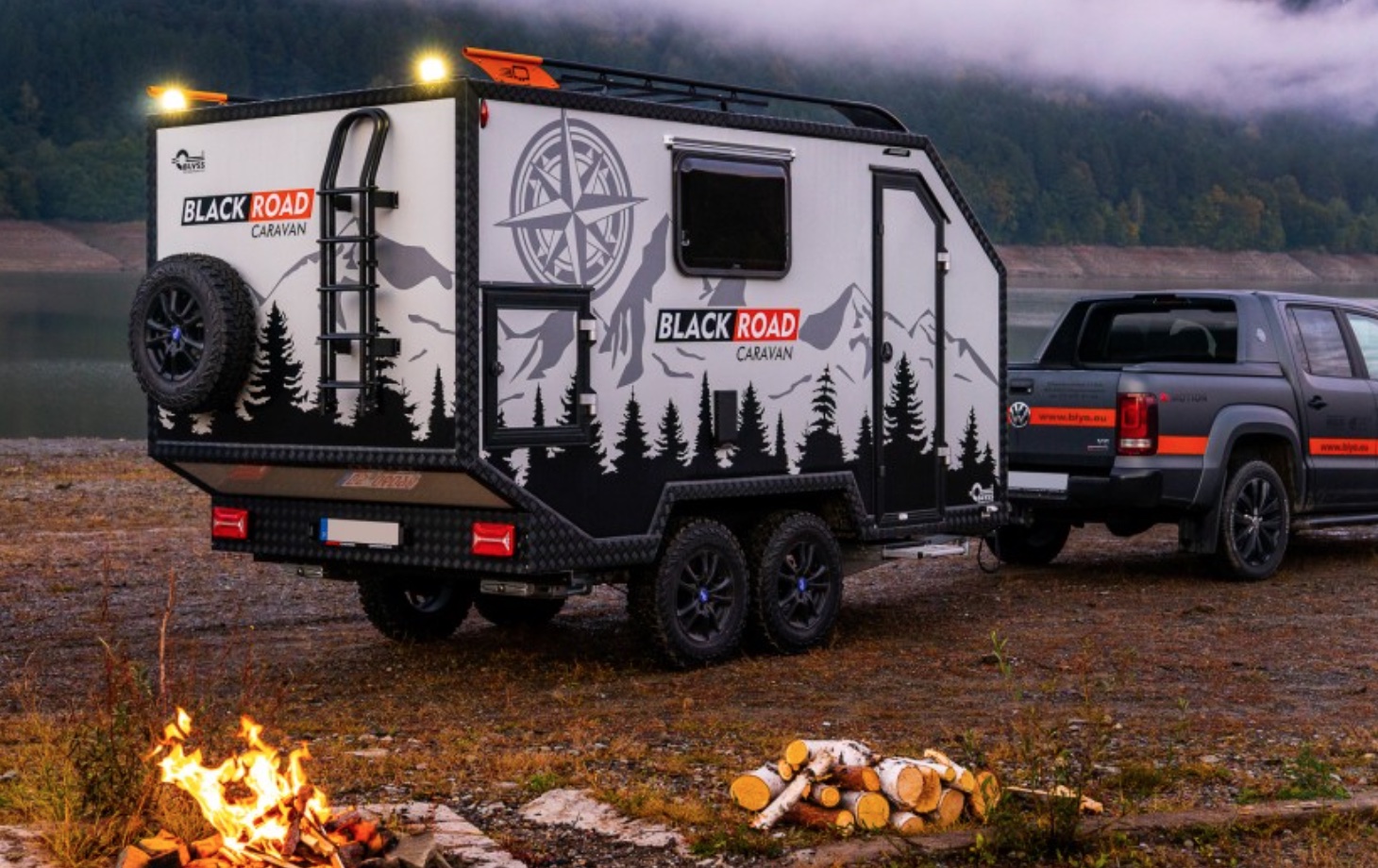 Blyss Speedcaravan 420 Cross Black Road - Campingtrend